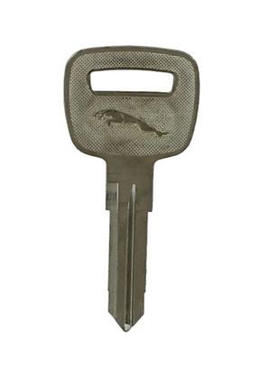 Jagbits Jaguar Parts: KEY BLANK FOR DOOR, TRUNK AND GLOVEBOX JLM476